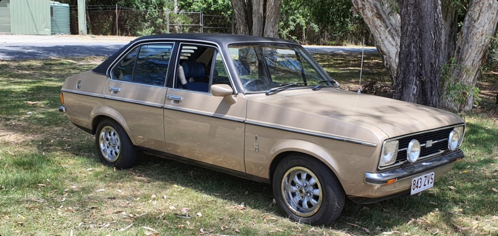 Mk2 Ford Escort Ghia – Star Cars Agency