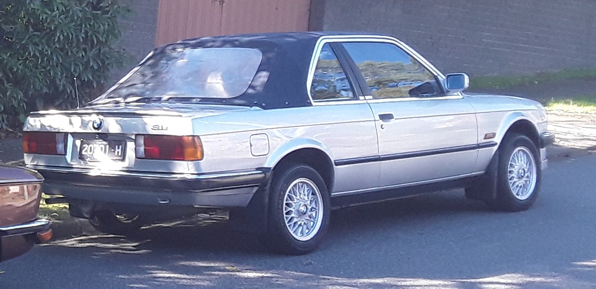 Classic 1986 BMW Baur E30 cabriolet – Star Cars Agency