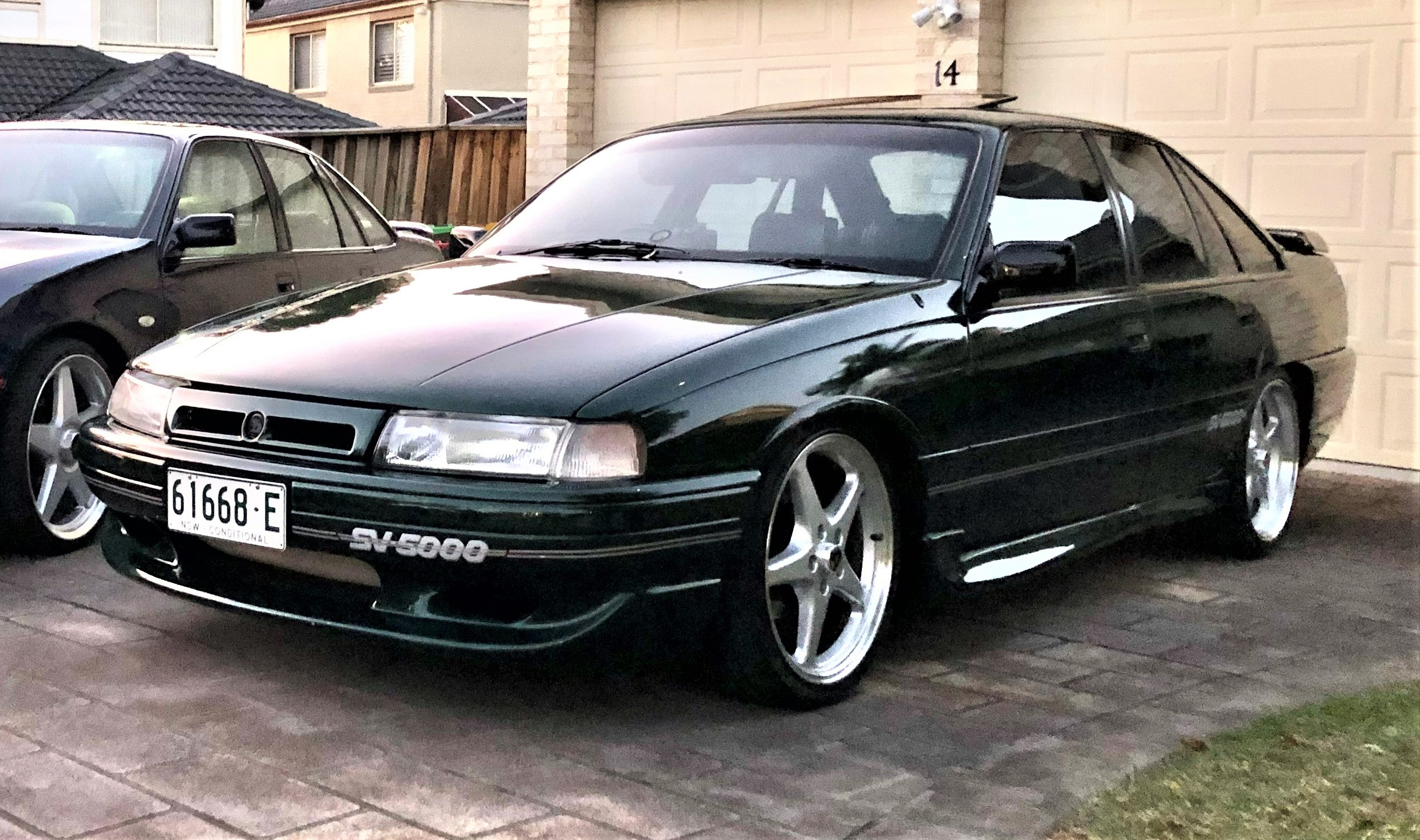 Holden HSV SV5000 COMMODORE – Star Cars Agency